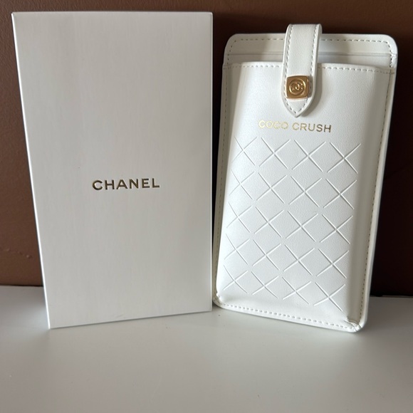 CHANEL | Accessories | Chanel Coco Crush White Cellphone Case Crossbody | Poshmark